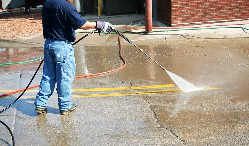 7 Common Issues With A Dirty Concrete Pavement | Washh