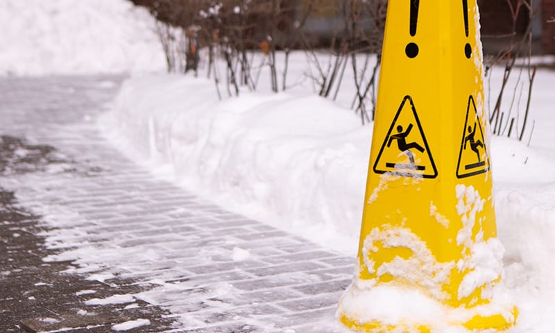 Pressure Washing Before Winter: 7 Reasons To Do It | Washh